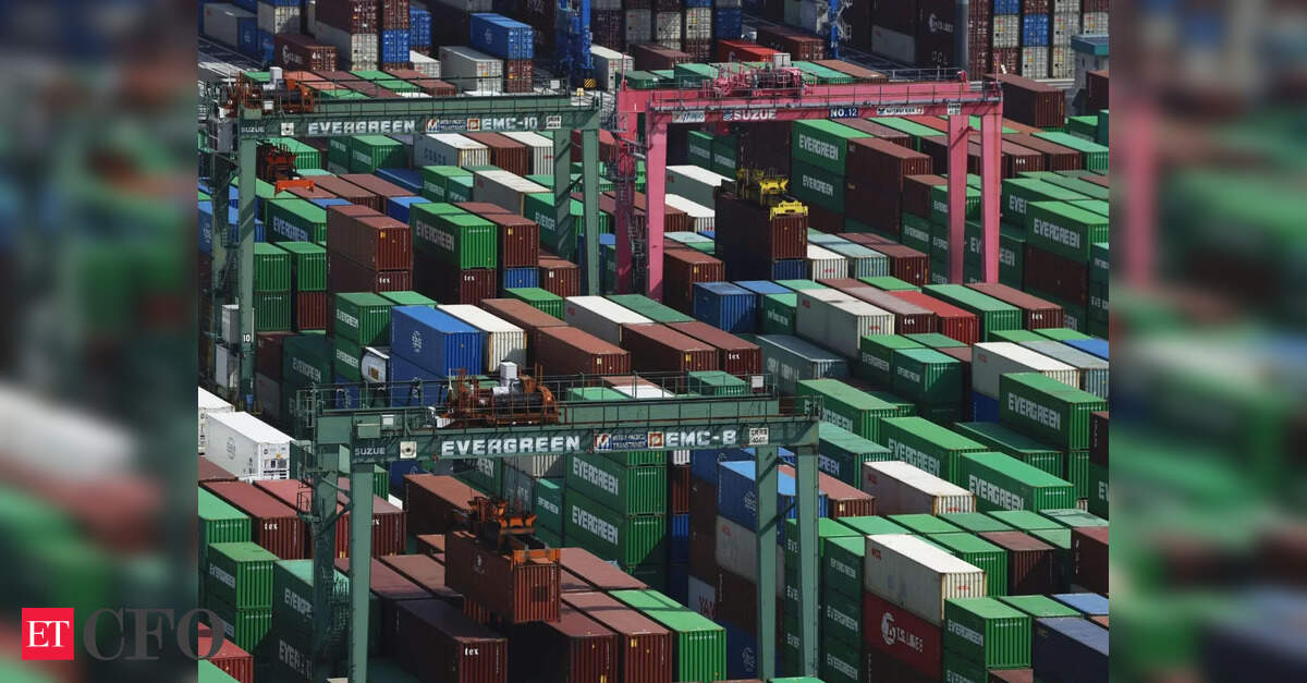 India's Trade Dynamics: Exports to US Flat, Imports Surge by Over 54% ...