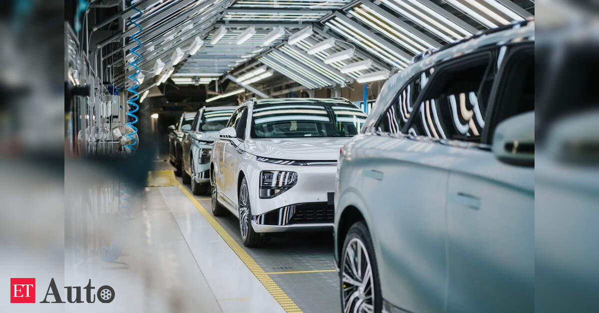 At Hong Kong auto show, China automakers target wealthy in right-hand ...