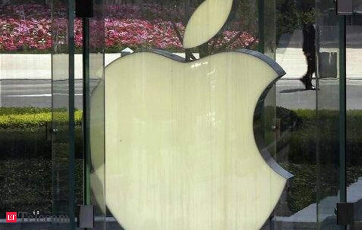 Apple developing curved iPhone screens: Report, Telecom News, ET Telecom