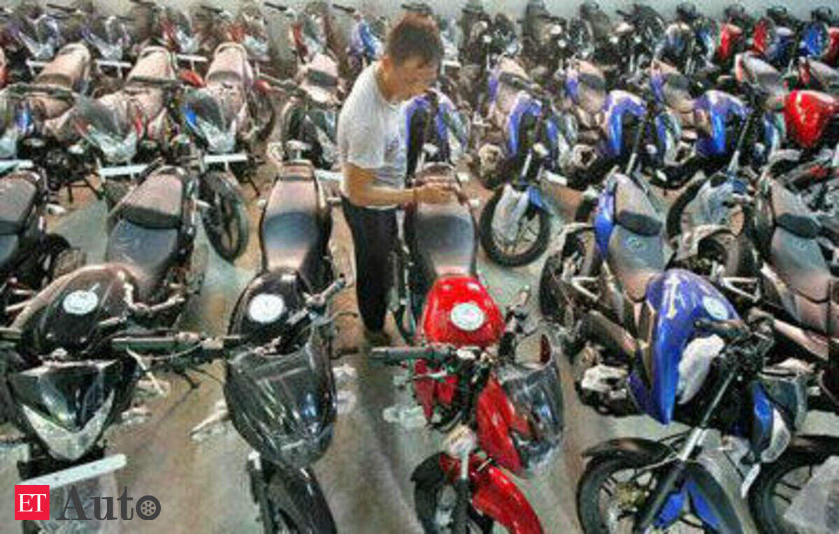 Bajaj Auto Limited: Bajaj Auto motorcycle sales dip 7% in January, ET Auto