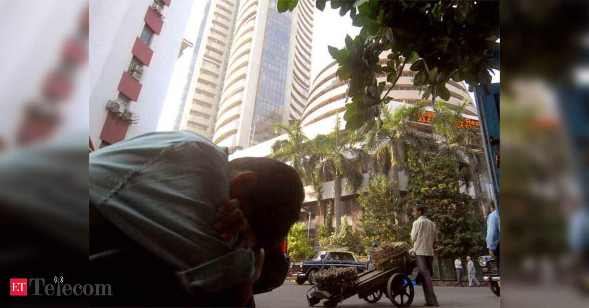 Reliance Communications promoters pledge 3.8 crore shares worth over Rs ...