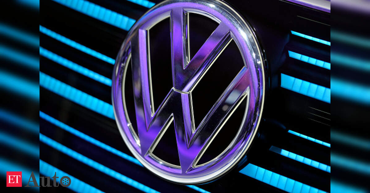 Volkswagen hires Apple executive for autonomous vehicle role, ETAuto
