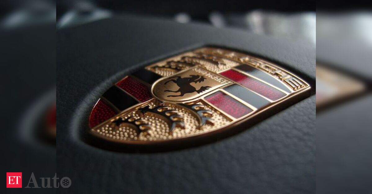 Last Porsche 911 of a generation to be sold for coronavirus relief, ETAuto