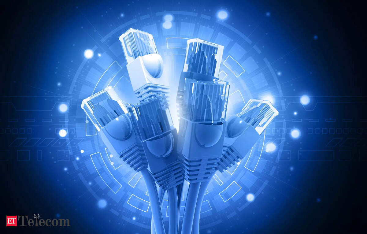 Common Service Centre: CSC inks pact with RailTel to boost broadband ...