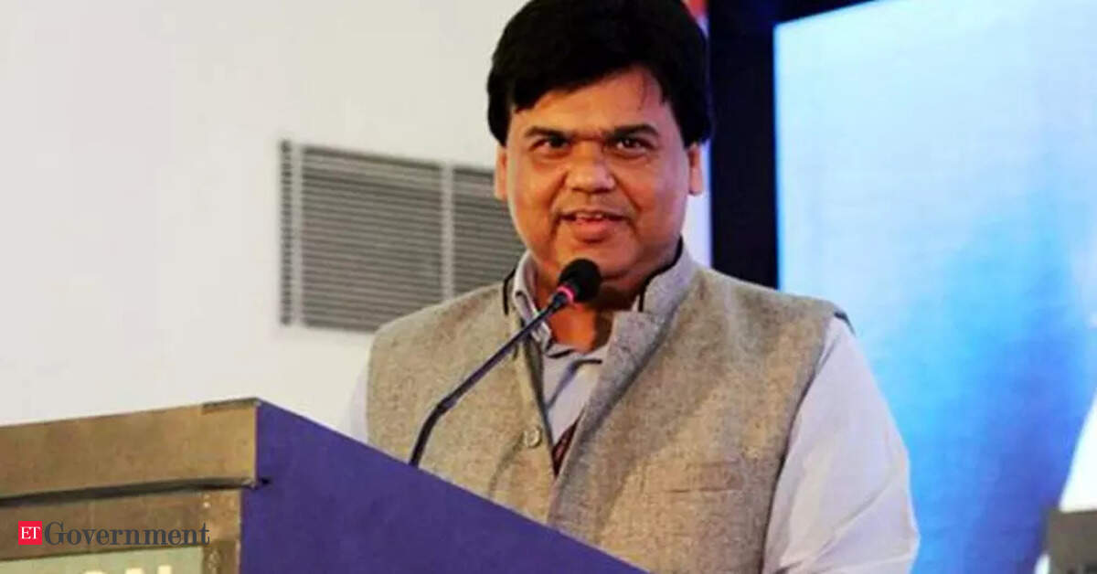 Andhra Pradesh: Sidelined by CM Jagan, senior IAS officer Praveen ...