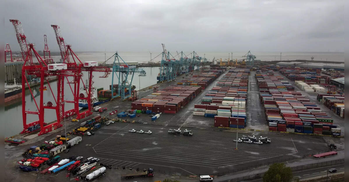 Andhra launches work on Ramayampet port, ETInfra