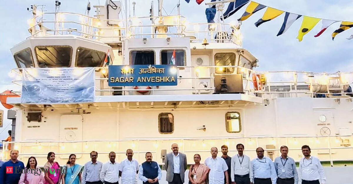 Niot: INNOVATION: India's first saline water lantern launched, Minister ...