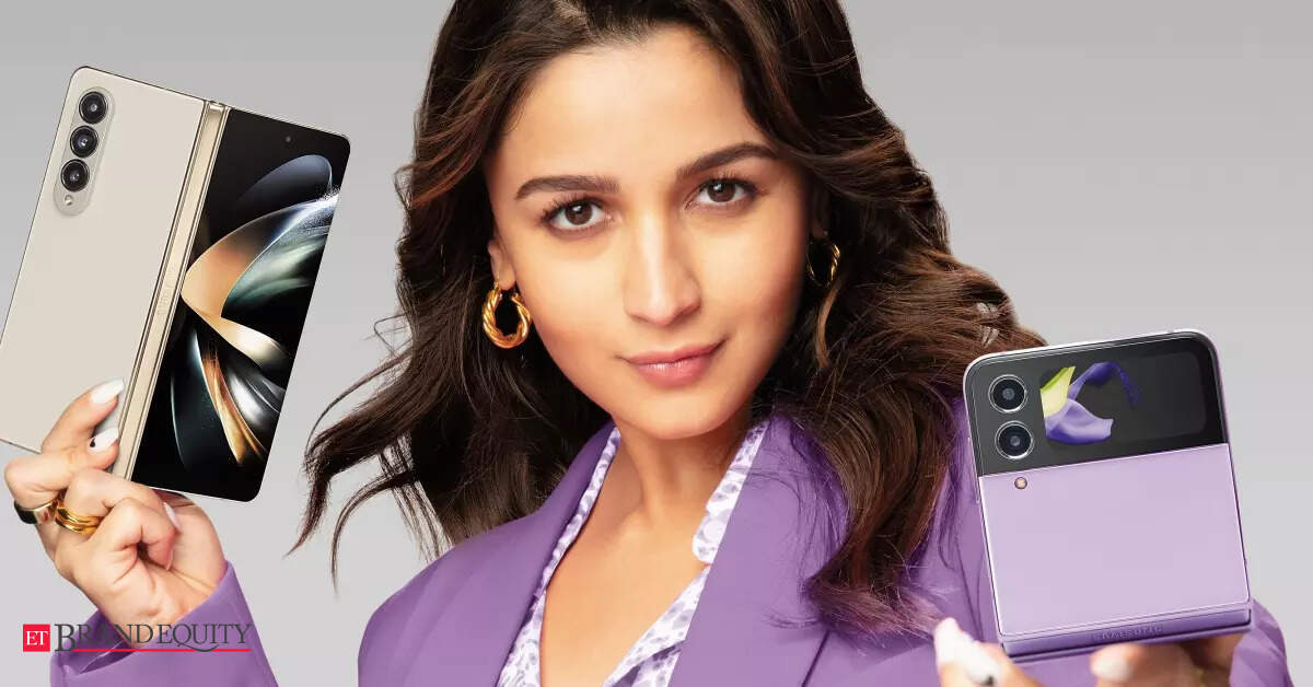 Samsung Alia Bhatt Flexes The Flip Side Camera Of Samsung In New Ad Marketing And Advertising 