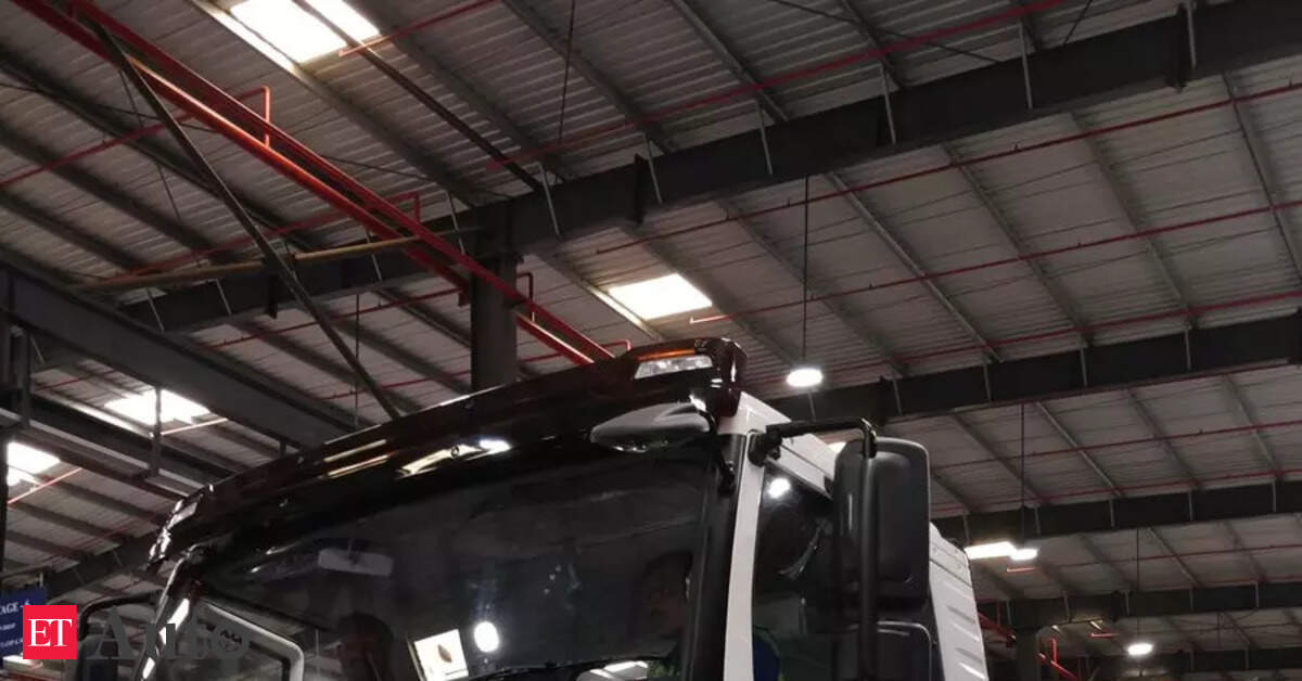 Blue Energy Trucks: Blue Energy Rolls Out Lng Truck With Iveco ...