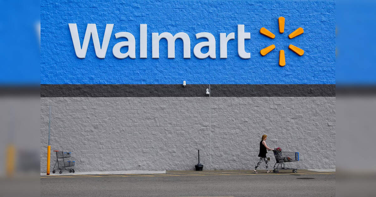 Walmart to hire 40,000 mostly seasonal workers for holidays, ETHRWorld