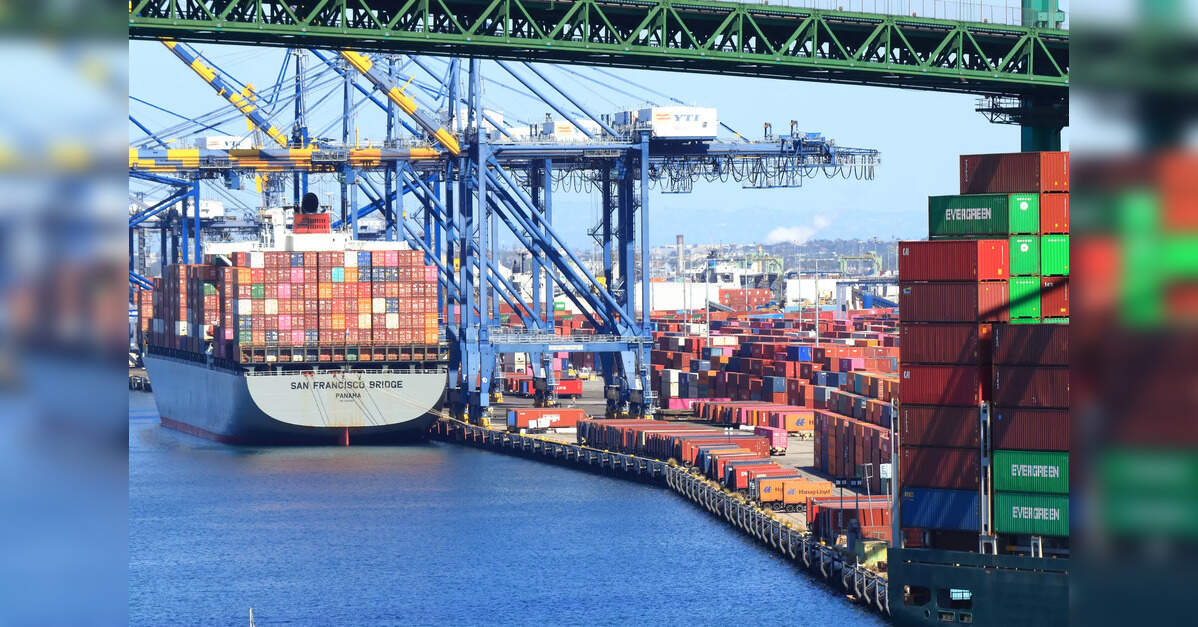 Greece gets two binding bids for Alexandroupolis port, ETInfra