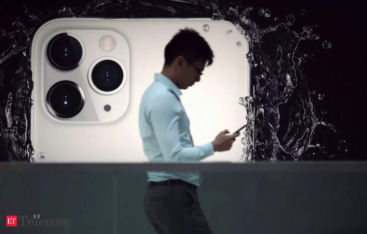 Foxconn asked to retool assembly lines for iPhone 14 Pro increase, ET ...