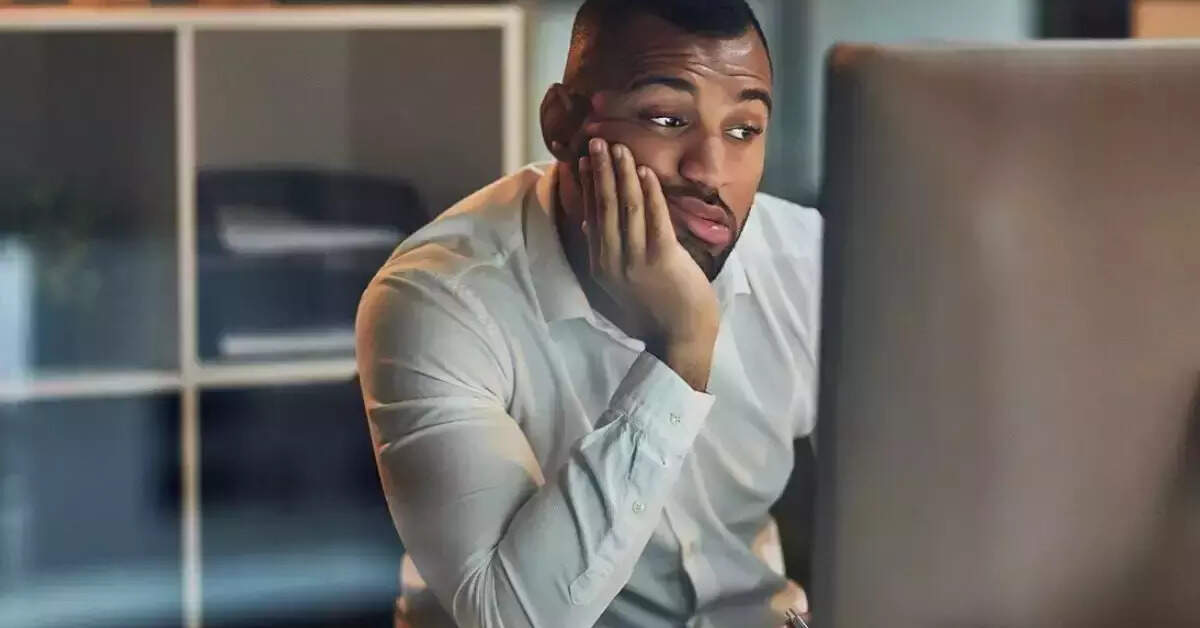 Productivity in question: Are you putting off tasks at work?, HRSEA ...