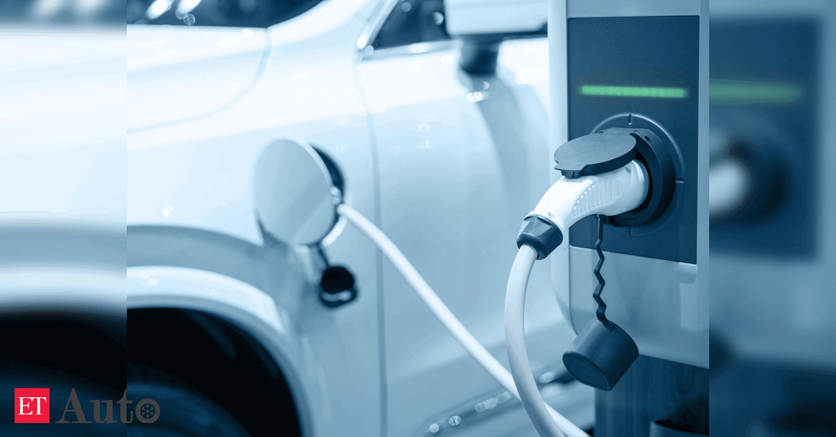 Taiwanese Tech Giant: Taiwan's Foxconn unveils more electric vehicle ...