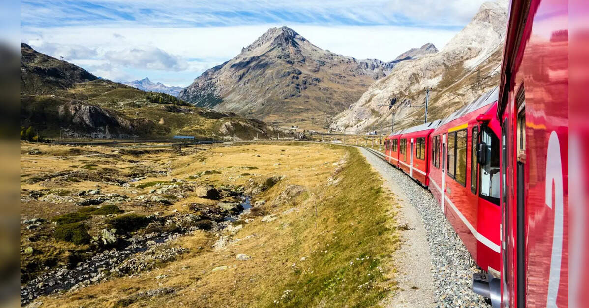 Swiss Railways: Swiss aim to set record for world's longest passenger ...