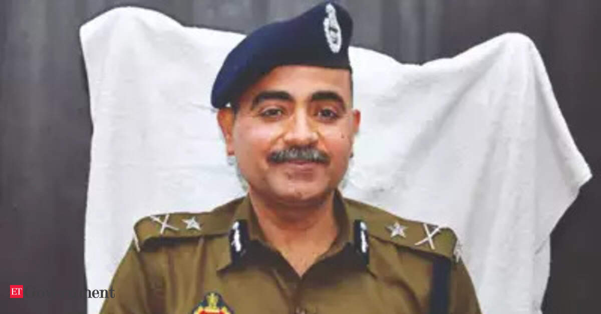 Top UP IPS officer Ajay Kumar Mishra assumes charge as first Ghaziabad ...