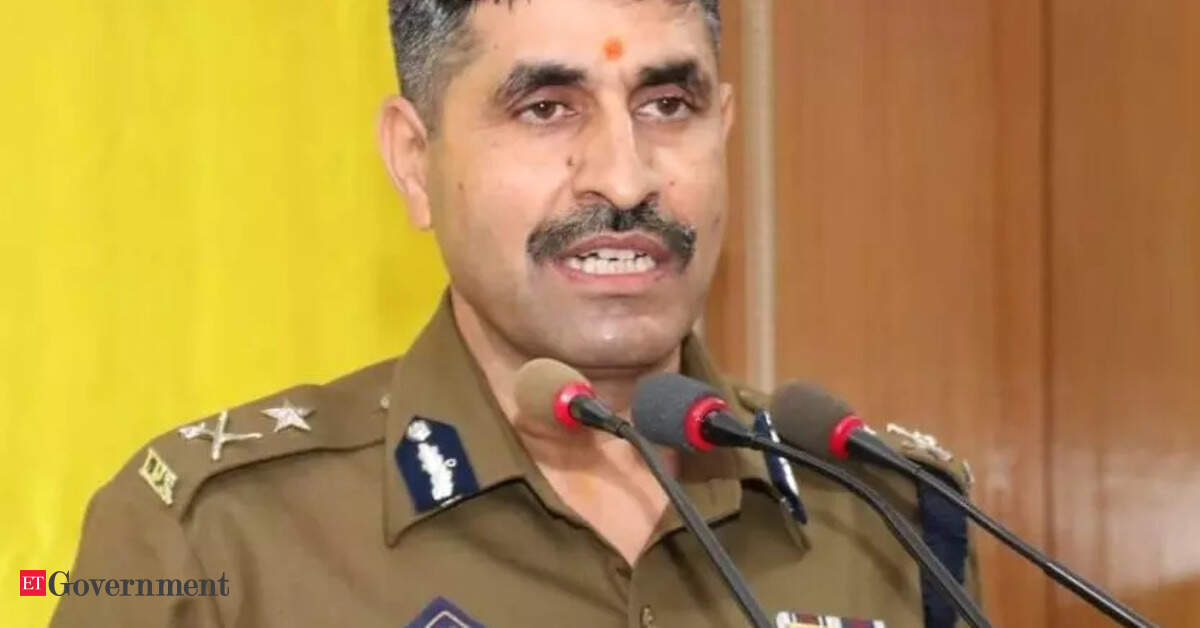J&K administration shifts 20 IPS officers, names new police chiefs in 7 ...