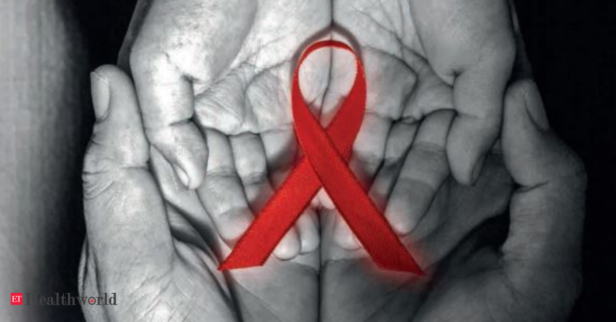 Odisha: NACO forms largest Human Red Ribbon Chain to spread awareness ...