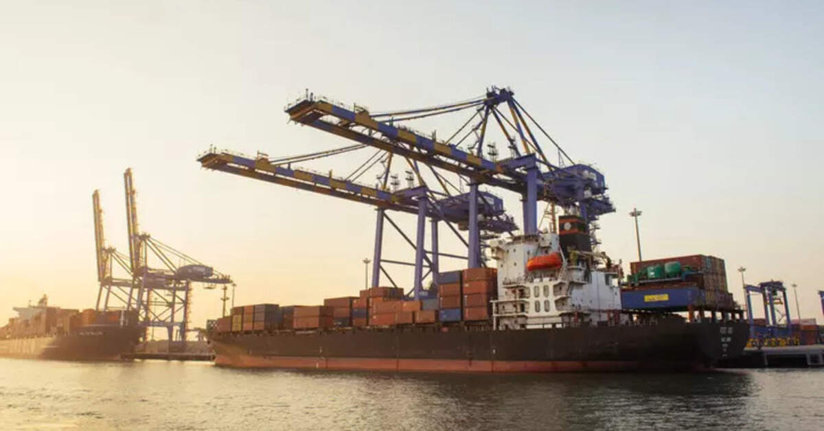 D P World stuns port industry with Rs 6,500 a container royalty bid for ...