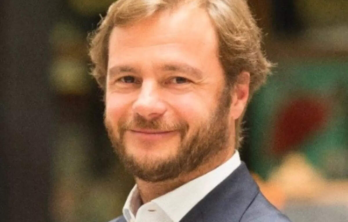 Spain's Almirall keeps interim CEO as it returns to profitability, ET ...