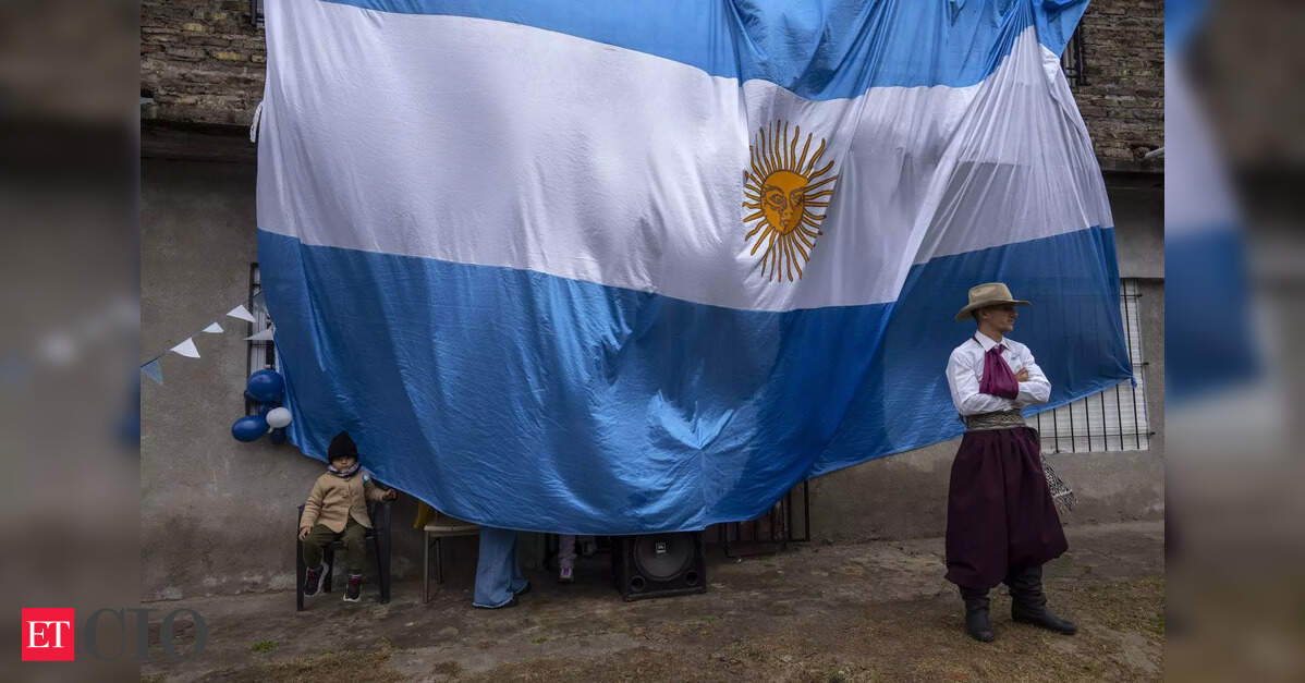 In Argentina, coding bootcamps target the poor to fill tech jobs, ETCIO