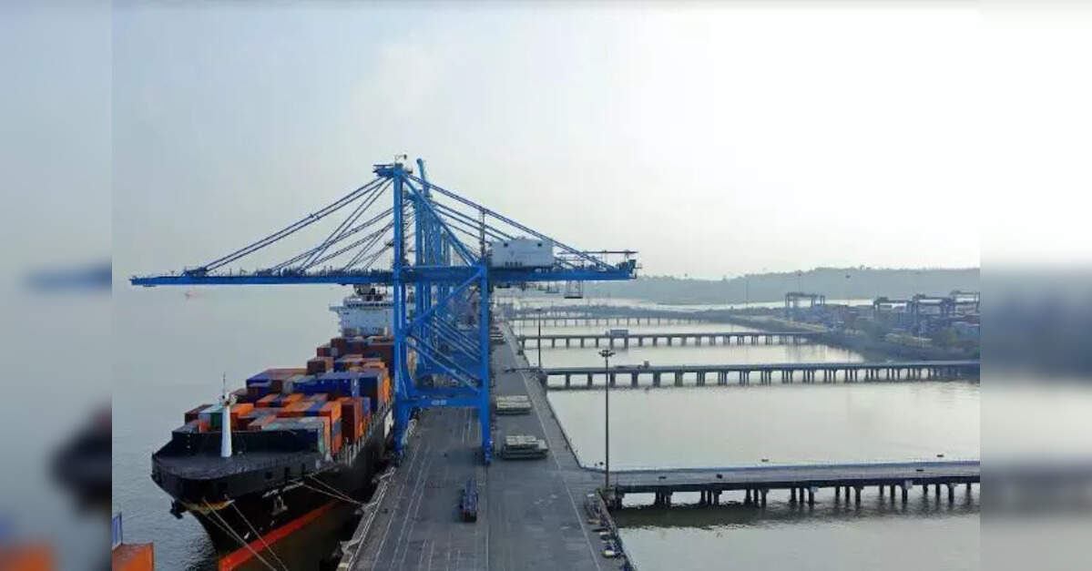 J N Port turns around box ships in 22 hours: World Bank’s LPI Report ...